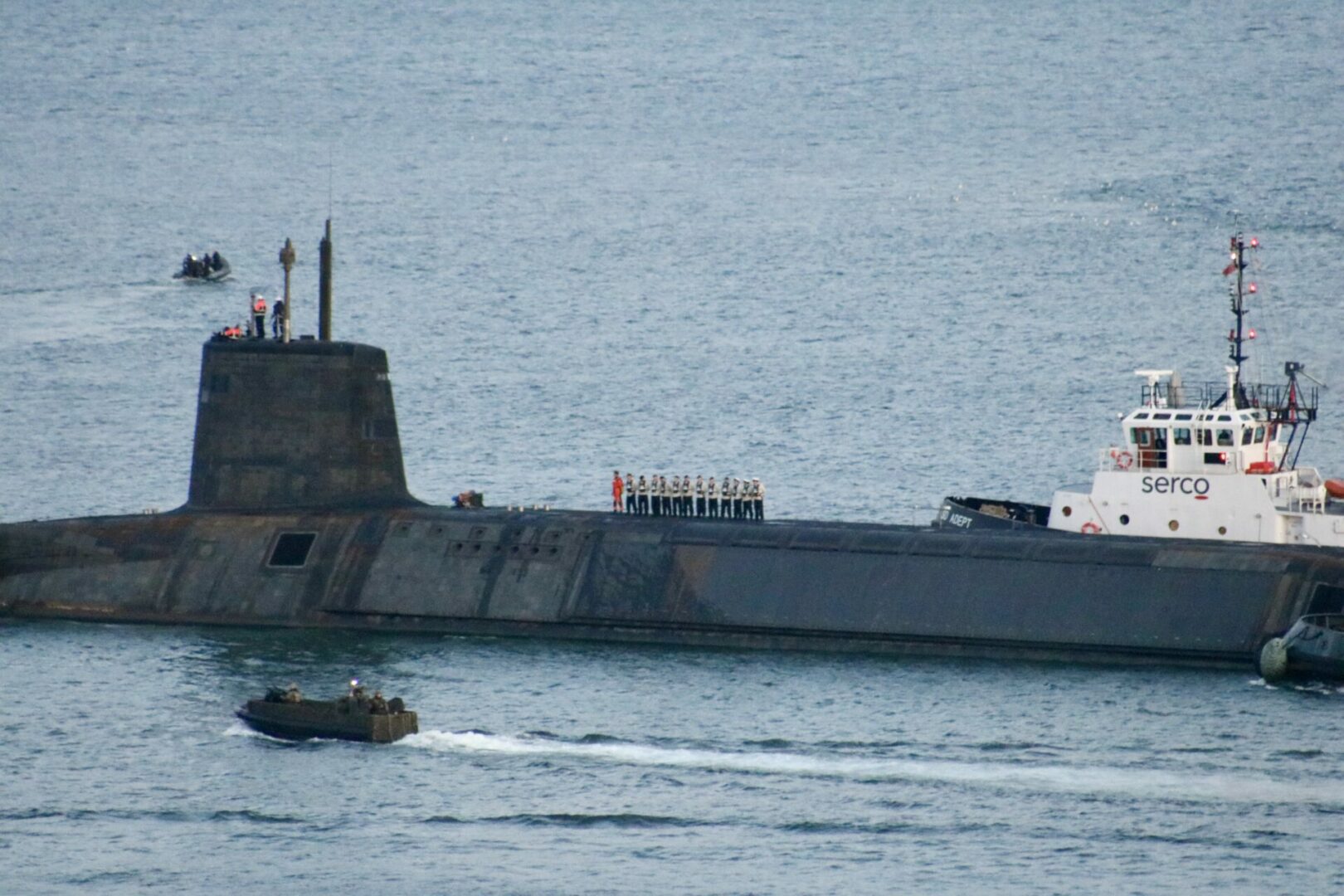 BRITISH SEA POWER ON SHOW IN THE SOUND