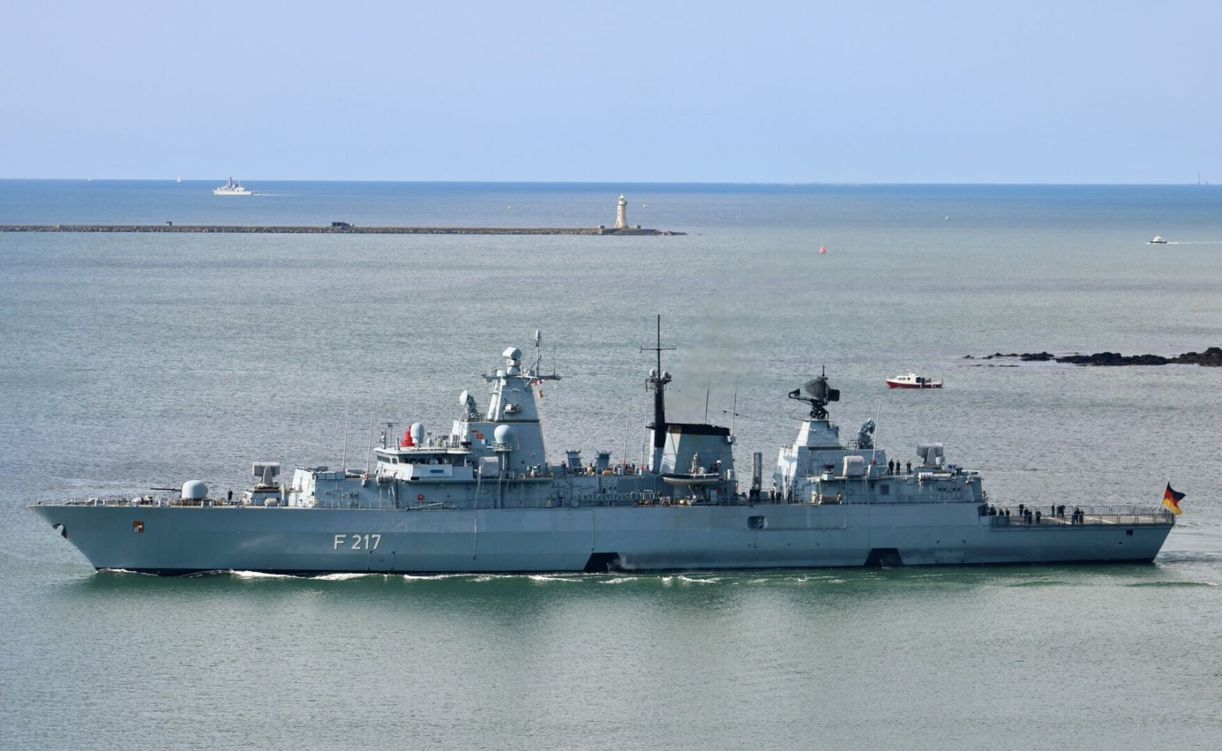 MONDAY SHIPPING MOVEMENTS