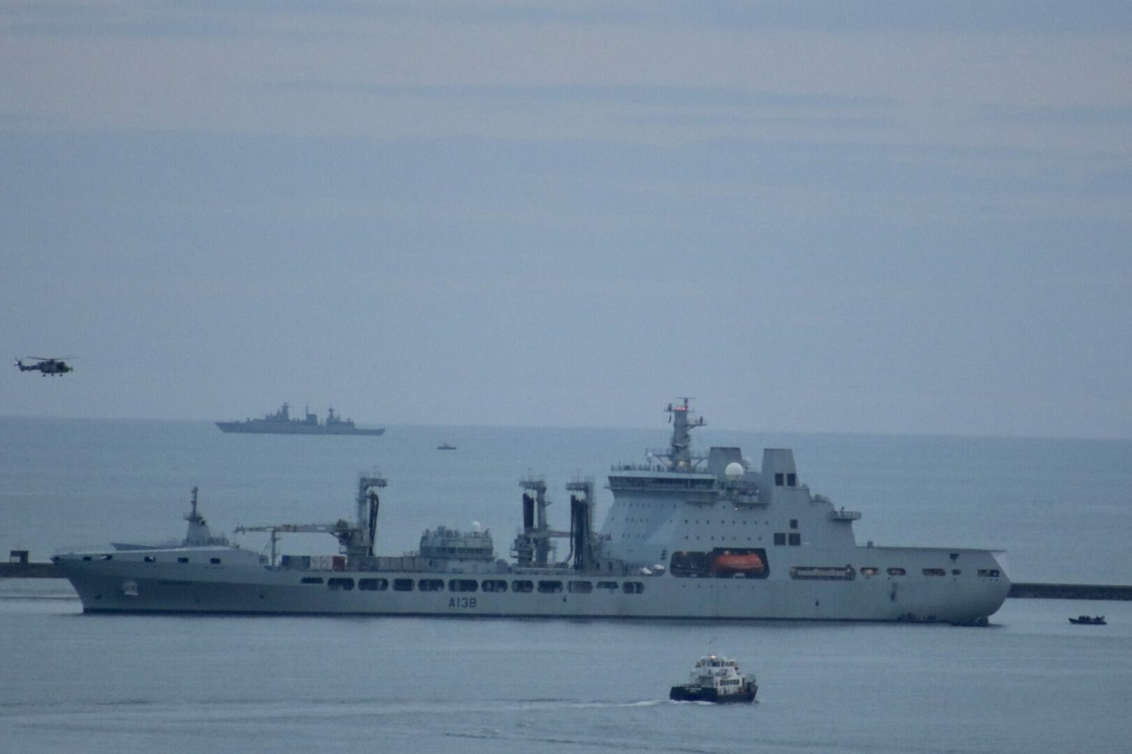 ROYAL MARINES PRACTICE BOARDING OPERATIONS IN THE SOUND